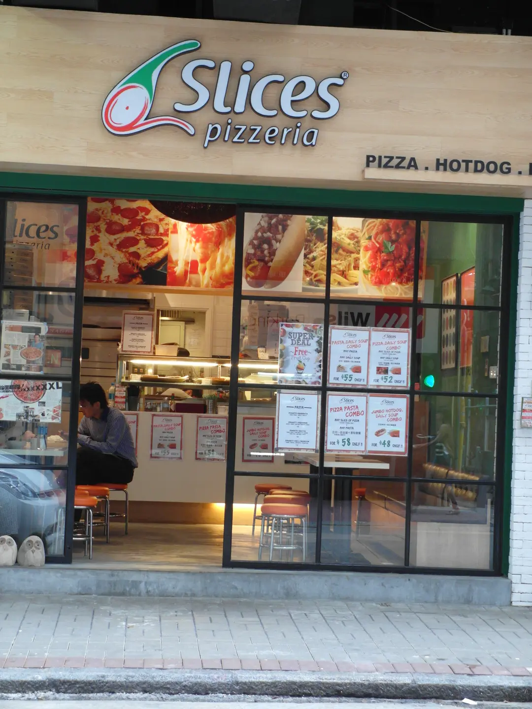 Slices Pizzeria's Photo - Italian Pizza Takeaway in Quarry Bay Hong ...