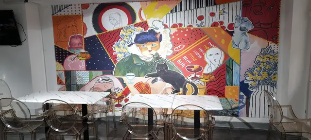 Good Boy Restaurant's Photo - Western Pizza in Central Hong Kong ...